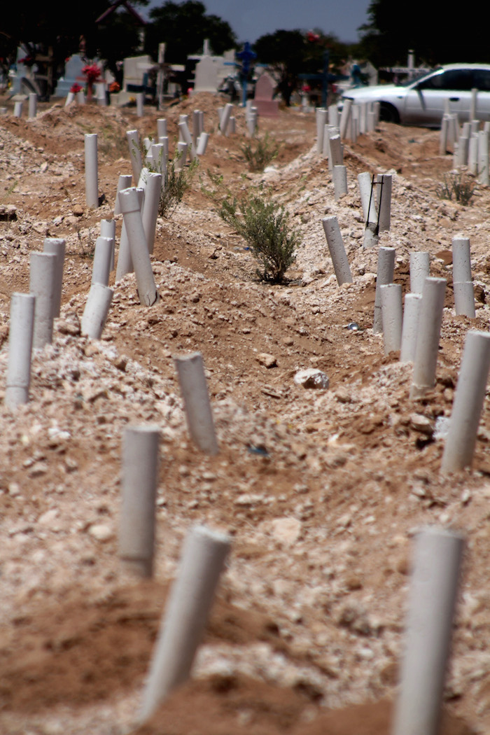 Cuarenta cadáveres sin identificar y sin reclamar son sepultados en ...