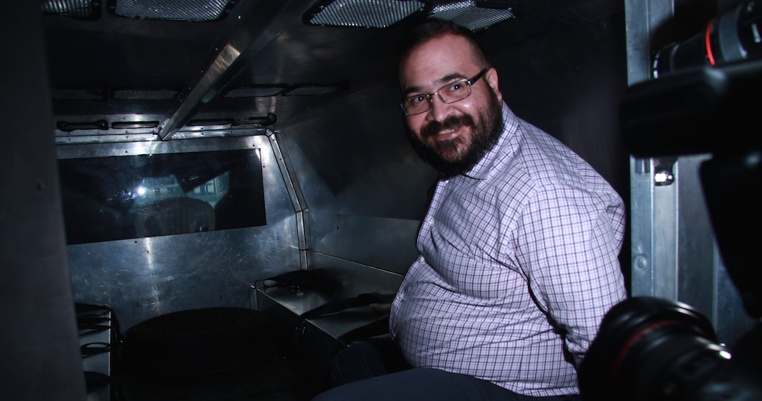 NAIM difícil, "Tren Maya" fácil / El despacho al lado de AMLO ...